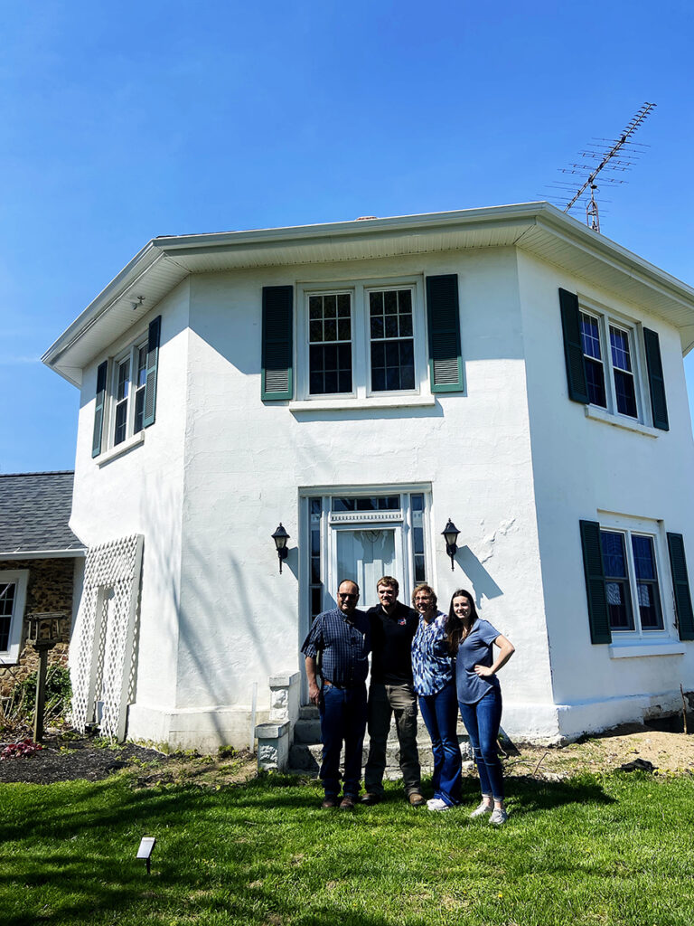 About - Historical Octagon House & Farm